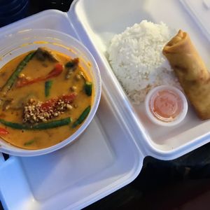 CHA BAA THAI - 54 Photos & 124 Reviews - Thai - 1546 Queen St, Halifax ...