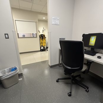 BANNER OCOTILLO MEDICAL CENTER - Updated December 2025 - 28 Photos & 40 ...