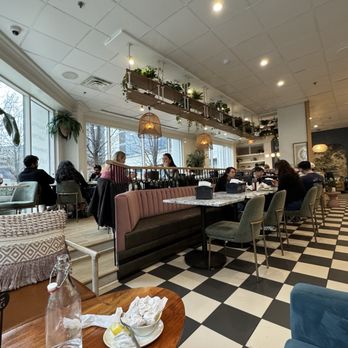 SINYA - Updated August 2025 - 126 Photos & 69 Reviews - 354 W Hubbard ...