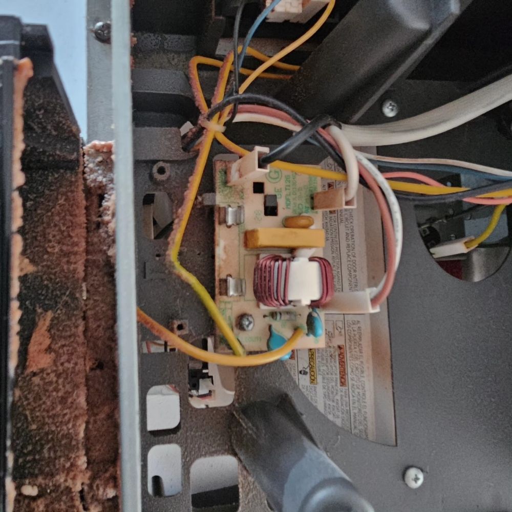 HOM REPAIR PRO - Updated April 2024 - 31 Photos - 22433 NE Marketplace ...