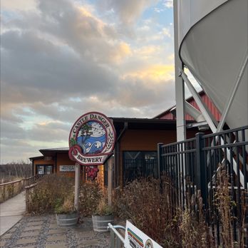 CASTLE DANGER BREWERY - Updated June 2024 - 199 Photos & 152 Reviews ...