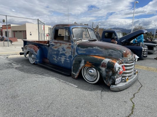 TRUCK SHOP - Updated December 2025 - 382 Photos & 153 Reviews - 739 N ...