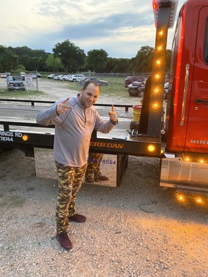 ATX-VIP TOWING - Updated August 2025 - 91 Photos & 118 Reviews - 7508 ...