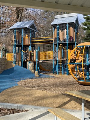 CITY PARK - Updated July 2025 - 12 Photos - 200 E Park Rd, Iowa City ...