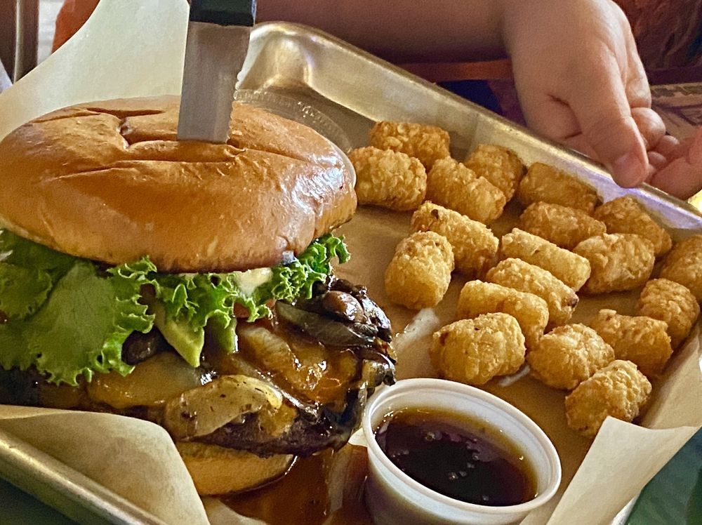 CRICKETS BAR AND GRILLE - Updated December 2025 - 45 Photos & 40 ...