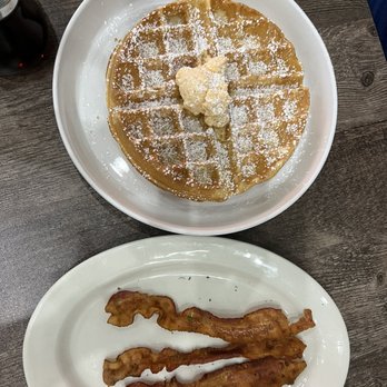 THE ROOSTER - Updated June 2024 - 22 Photos & 23 Reviews - 7129 ...