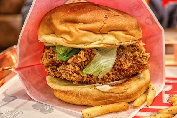 MACHO BURGER - Updated December 2025 - 211 Photos & 81 Reviews - 227 W ...