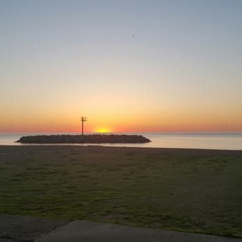 THORNDALE AVENUE BEACH - Updated August 2025 - 28 Photos - Thorndale And Sheridan, Chicago ...