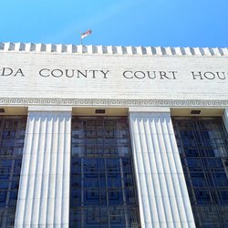 RENÉ C. DAVIDSON ALAMEDA COUNTY COURTHOUSE - 69 Photos & 71 Reviews ...