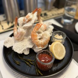 BARONS ON 1ST - Updated July 2025 - 147 Photos & 42 Reviews - 302 E 1st ...