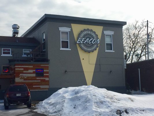 BEACON TAVERN & GRILL - 22 Reviews - 3113 Douglas Ave, Racine ...