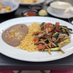 PAPI RICKO LATIN KITCHEN & LOUNGE - Updated March 2025 - 1226 Central ...