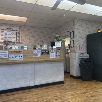 WILLIAMS SUB SHOP - Updated December 2025 - 80 Photos & 155 Reviews ...