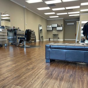 THOMAS BARBER SHOP - Updated January 2025 - 10 Photos & 41 Reviews ...