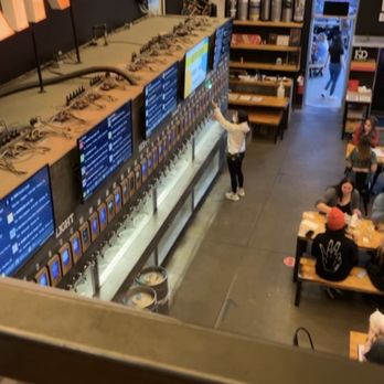 FIRST DRAFT TAPROOM & KITCHEN - Updated 2024 - 501 Photos & 493 Reviews ...