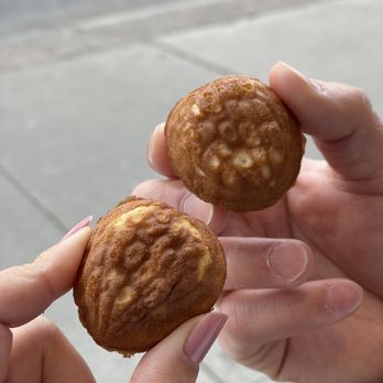 HODO KWAJA - 231 Photos & 246 Reviews - 656 Bloor Street W, Toronto ...