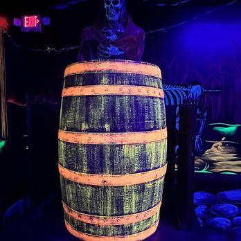 MONSTER MINI GOLF - Updated May 2024 - 283 Photos & 112 Reviews - 9116 ...