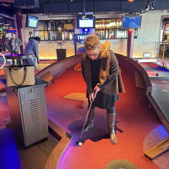 PUTTSHACK - EDINA - Updated March 2025 - 556 Photos & 48 Reviews - 330 ...