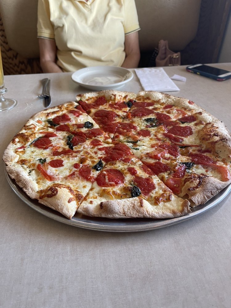 CHRISTIANOS PIZZA - Updated October 2025 - 29 Photos & 83 Reviews - 200 ...