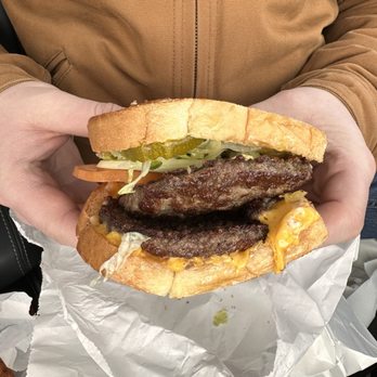 ICE-BURG DRIVE-IN - Updated October 2025 - 73 Photos & 160 Reviews ...