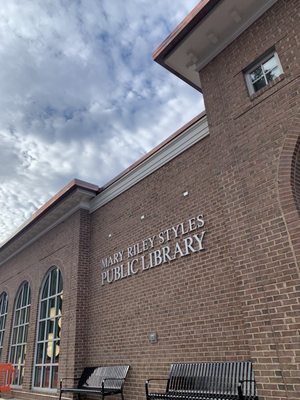 MARY RILEY STYLES PUBLIC LIBRARY - Updated July 2025 - 149 Photos & 21 ...