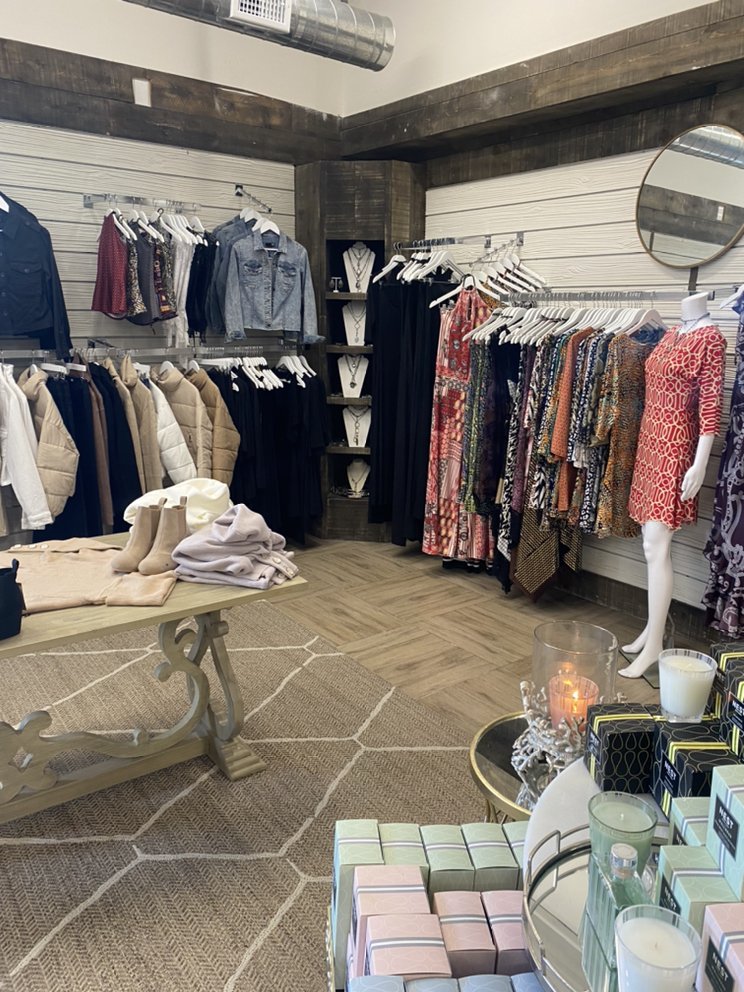 JENNIFER CROLL - 1555 Camino Del Mar, Del Mar, California - Men's ...