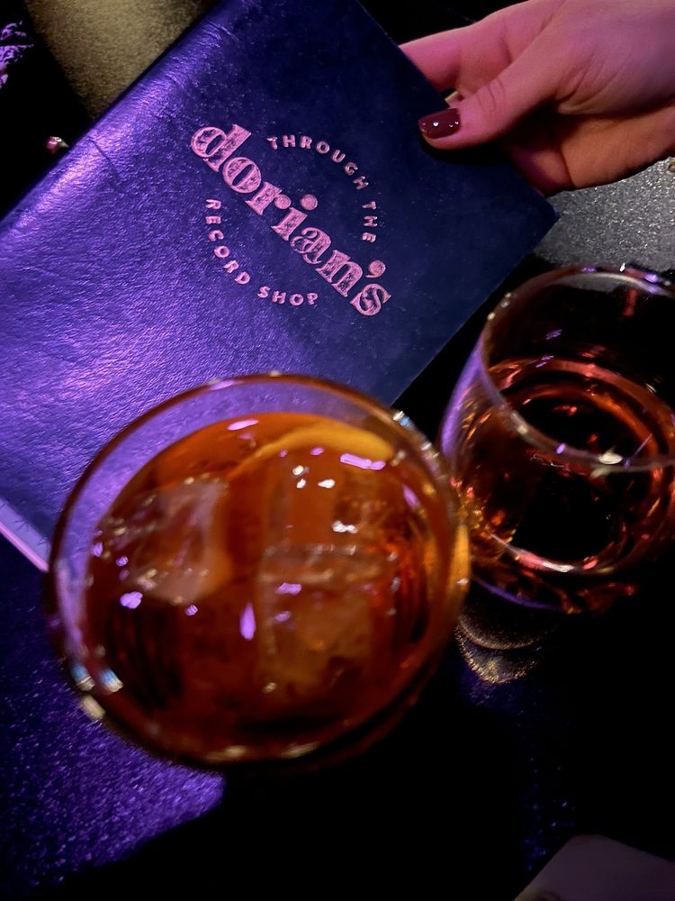 DORIAN’S - Updated January 2026 - 177 Photos & 108 Reviews - 1939 W ...