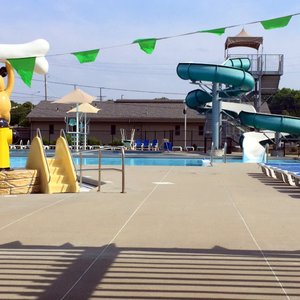 PRAIRIE VILLAGE SWIMMING POOL - Updated December 2025 - 7711 Delmar St ...