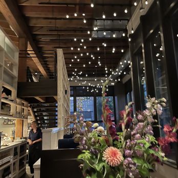 LARK - Updated May 2024 - 449 Photos & 298 Reviews - 952 E Seneca St ...