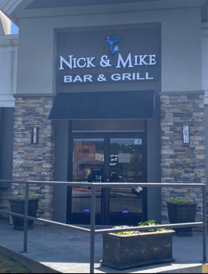 NICK AND MIKE BAR AND GRILL - Updated September 2024 - 28 Photos & 16 ...