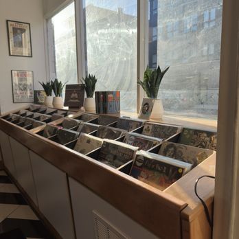 DORIAN’S - Updated October 2025 - 155 Photos & 101 Reviews - 1939 W ...