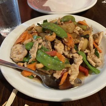 FLYING TIGER THAI RESTAURANT - Updated August 2024 - 150 Photos & 114 ...