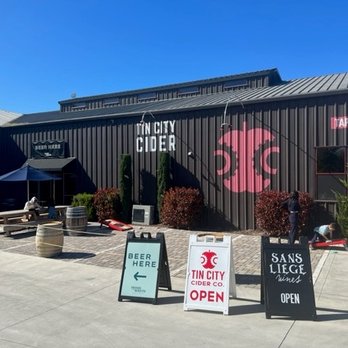 TIN CITY - 72 Photos & 26 Reviews - 450 Marquita Ave, Paso Robles ...