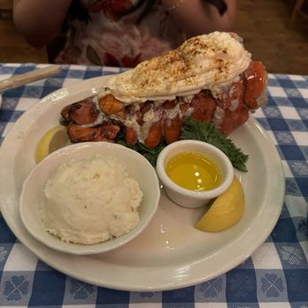 THE ANGUS BARN - Updated April 2025 - 2928 Photos & 1935 Reviews - 9401 ...