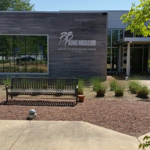 BB KING MUSEUM AND DELTA INTERPRETIVE CENTER - 49 Photos & 25 Reviews ...