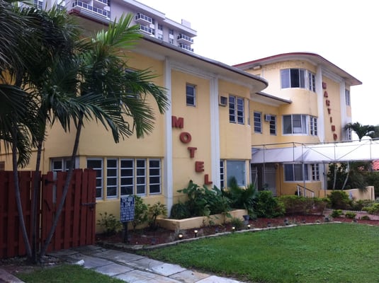 MARTINDALE BY THE BEACH RESORT - Updated November 2025 - 3016 Bayshore ...
