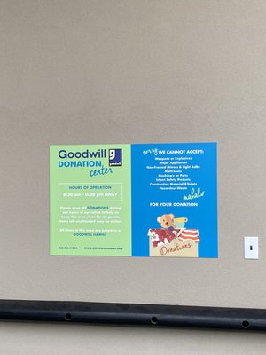 GOODWILL HAWAII - Updated July 2025 - 125 Photos & 102 Reviews - 3638 ...