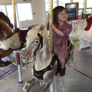 RED RIVER ZOO - Updated September 2025 - 183 Photos & 39 Reviews - 4255 ...