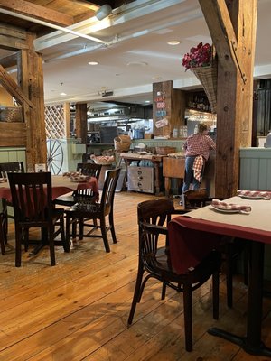 THE COMMON MAN WINDHAM - Updated April 2025 - 77 Photos & 305 Reviews ...