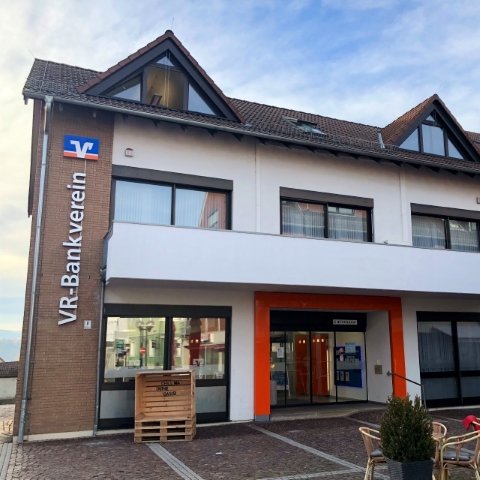 VR-BANKVEREIN BAD HERSFELD-ROTENBURG - Updated July 2024 - Amalienstr ...