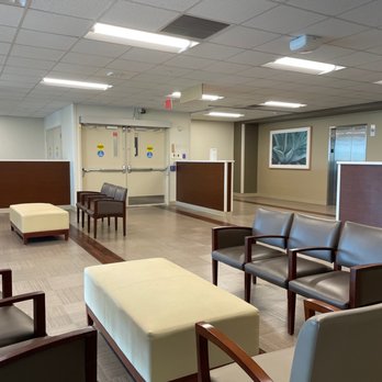 SPRING VALLEY HOSPITAL MEDICAL CENTER - 147 Photos & 511 Reviews - 5400 ...