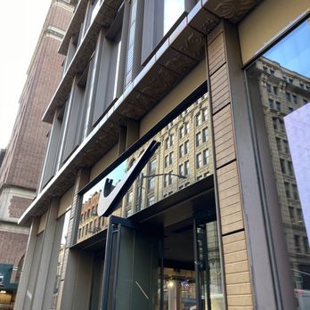NIKE SOHO - Updated December 2025 - 309 Photos & 155 Reviews - 529 ...