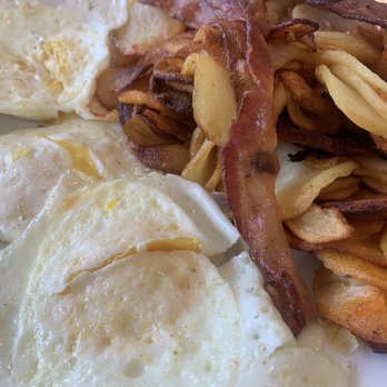 STACKS PANCAKE - Updated October 2024 - 63 Photos & 63 Reviews - 139 ...