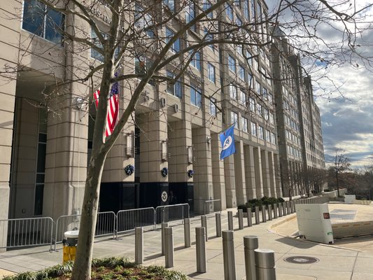 U.S IMMIGRATION AND CUSTOMS ENFORCEMENT - Updated December 2025 - 11 ...