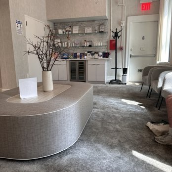 SPRING STREET DERMATOLOGY - Updated July 2024 - 91 Photos & 270 Reviews ...