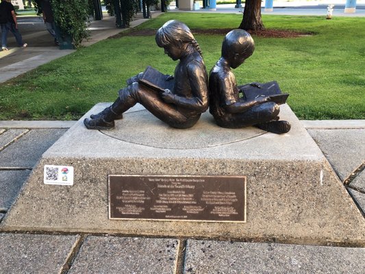 VACAVILLE CULTURAL CENTER LIBRARY - Updated October 2025 - 98 Photos ...