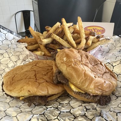 BUS LOOP BURGERS - Updated April 2025 - 22 Reviews - 2632 North Hwy 67 ...