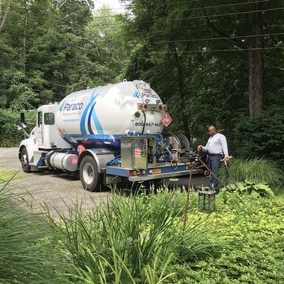 PARACO GAS - Updated August 2025 - 29 Photos & 121 Reviews - 44 Kroemer Ave, Riverhead, New York ...