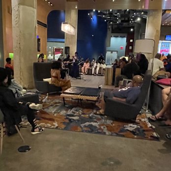 ALOFT DALLAS DOWNTOWN - Updated April 2025 - 254 Photos & 241 Reviews ...