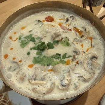 MANON - Updated December 2025 - 1231 Photos & 470 Reviews - 3250 Yorba ...